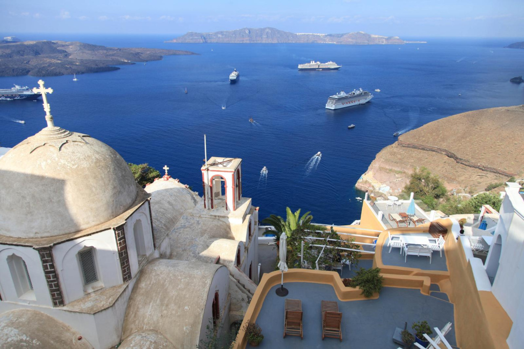 Vue magnifique sur la mer, île de Santorin, Grèce – Voyages et vacances